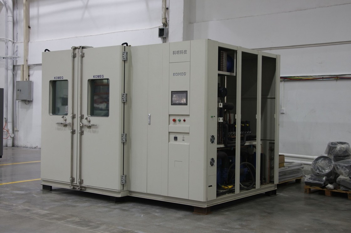 Desktop Accelerated Aging Test Chamber With LCD Display / Battery Charger