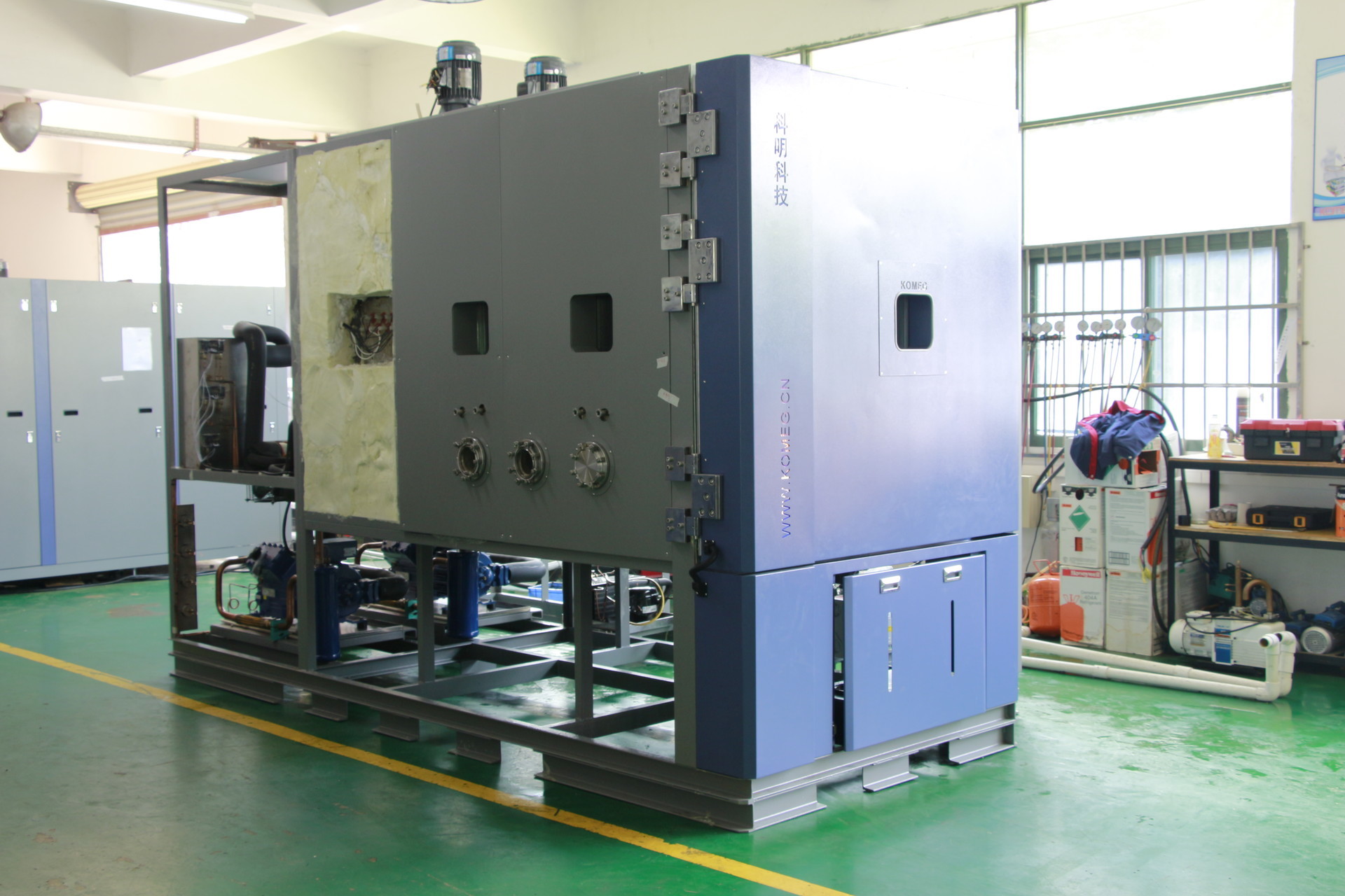 KU2300L Programmable High Low Temperature Test Chamber For Air Pressure ...